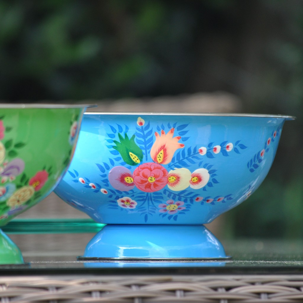 Home wares, textiles, gifts, hand painted enamelware and decorations